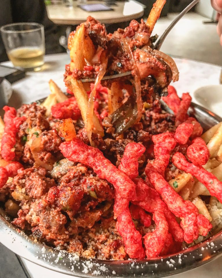 Rochelle’s NYC – Hot Cheeto Fries | Burger Conquest